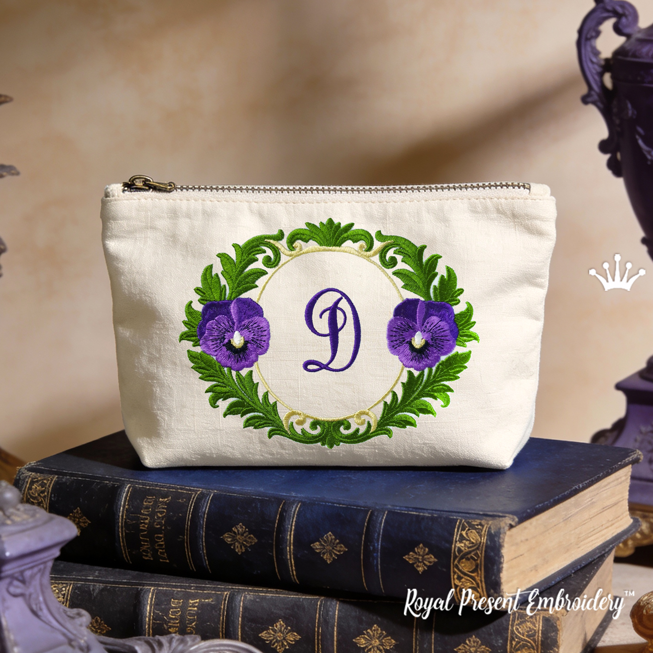 Pansy Frame Baroque | Royal Present Embroidery
